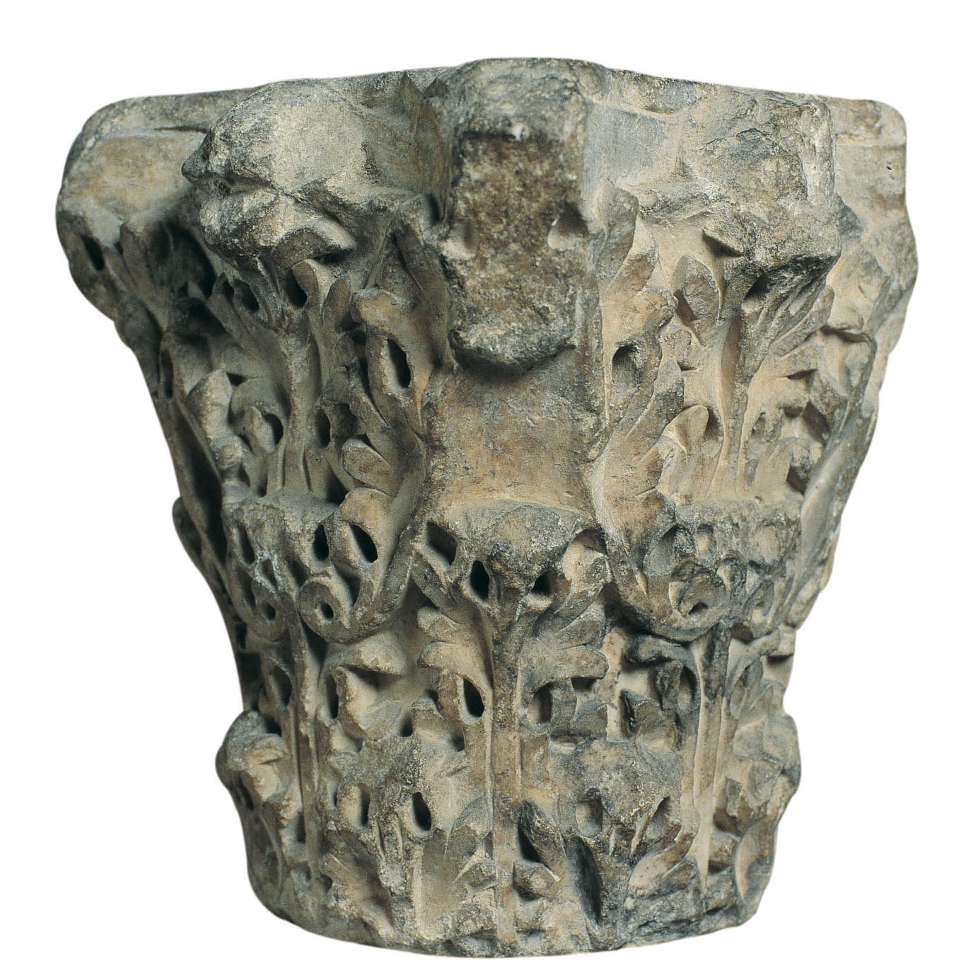 Capitell andalusí d'època emiral | Museu Nacional d'Art de Catalunya